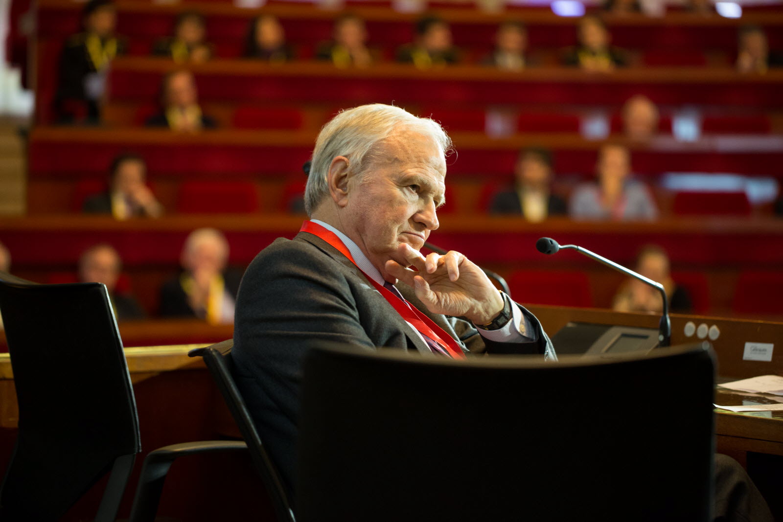 Claude Bébéar, bâtisseur de l’assurance et fondateur d’AXA, s’éteint à ...
