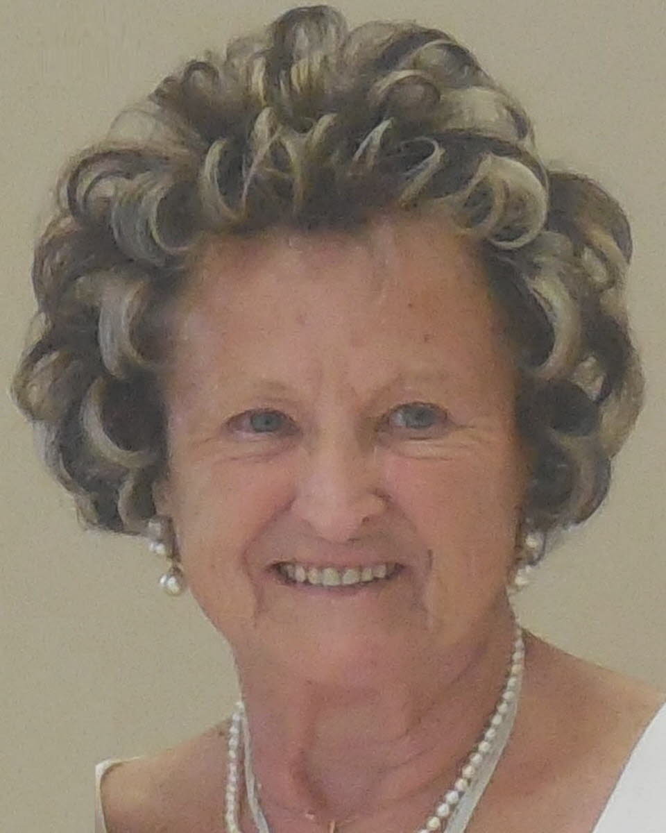 Avis de décès de Madame Annie MERMIN née ROUX paru le 05/06/2022 dans ...