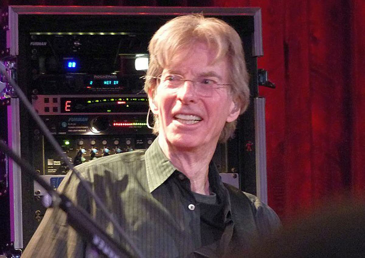Phil Lesh, bassiste des Grateful Dead et pionnier du rock psychédélique ...