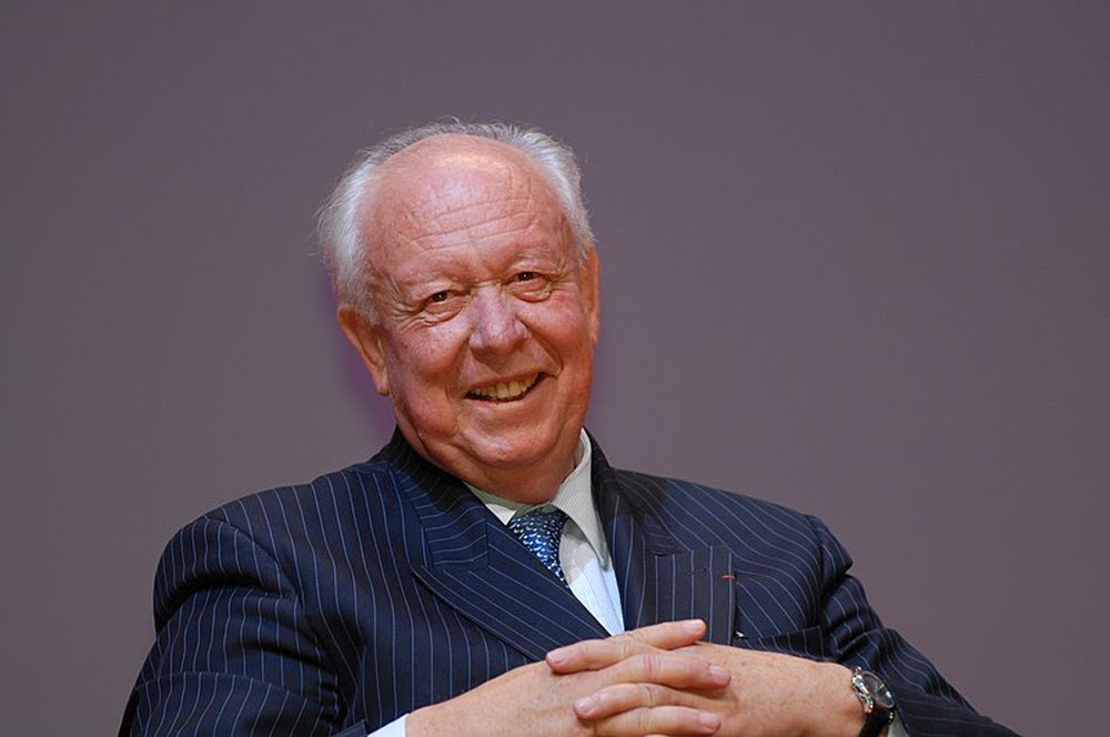 La disparition du politicien français Jean-Claude Gaudin